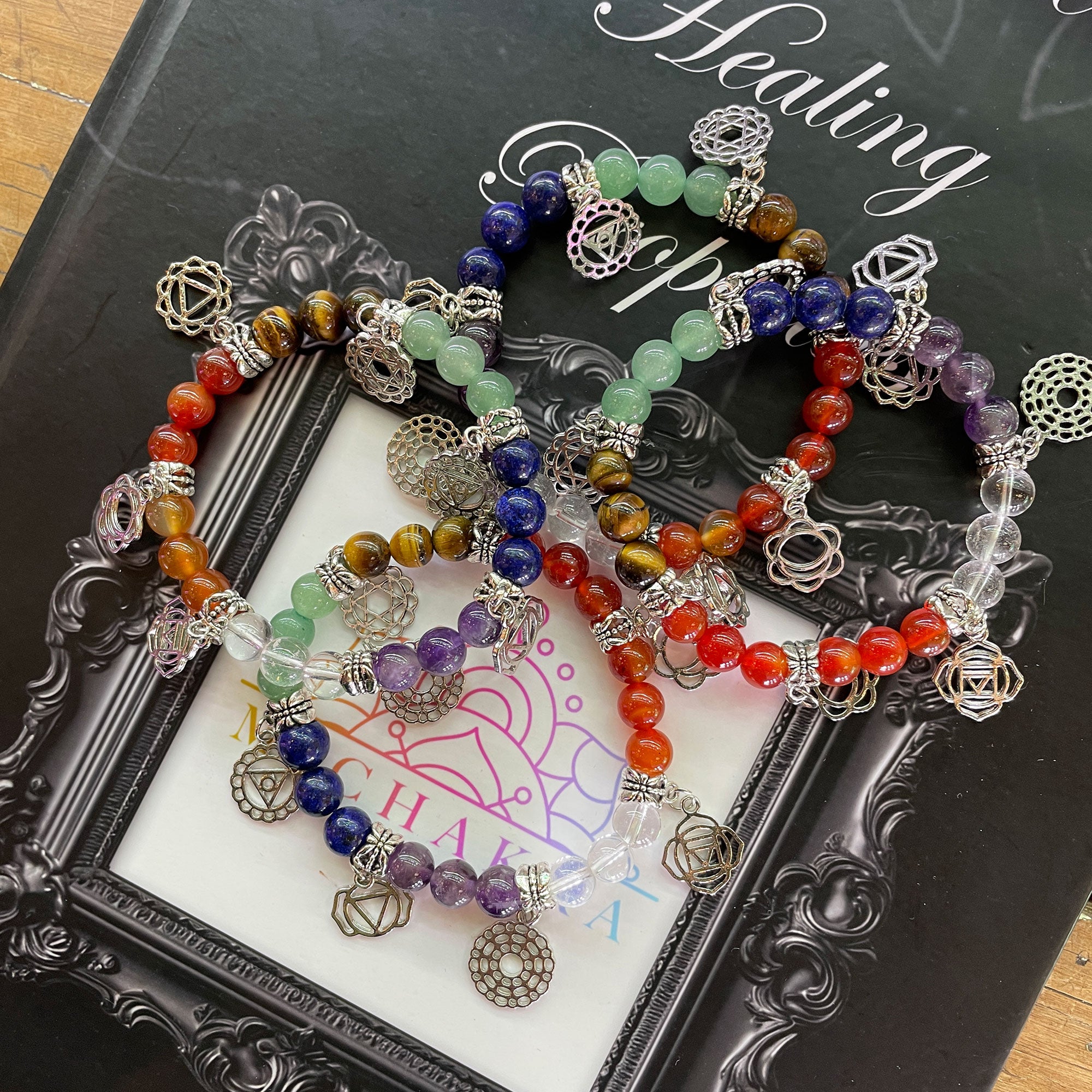 7 Chakra Charm Bracelet - Mi Chakra