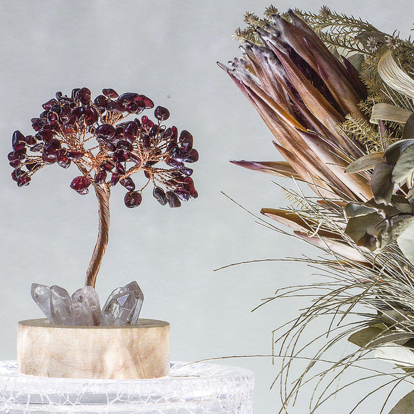 Crystal gemstone tree of life - Night light - Garnet - Mi Chakra