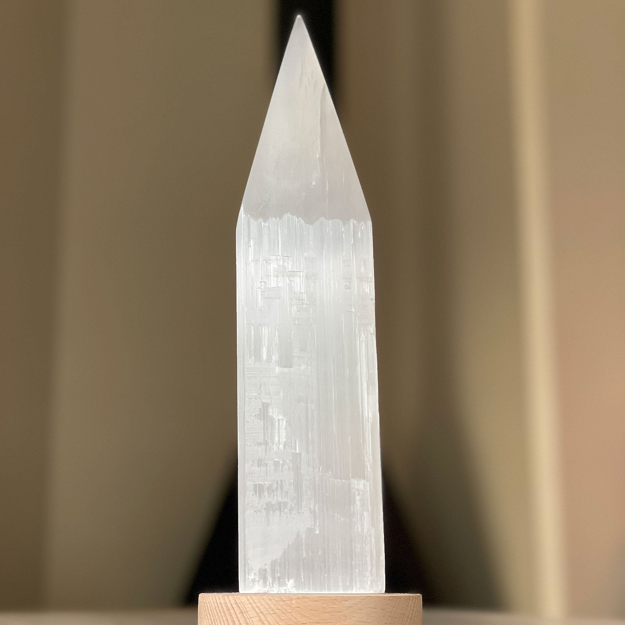 Selenite Lamp - Pencil Point Large - Mi Chakra