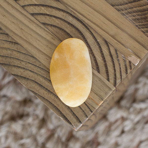 Orange Calcite Worry Stone - Mi Chakra