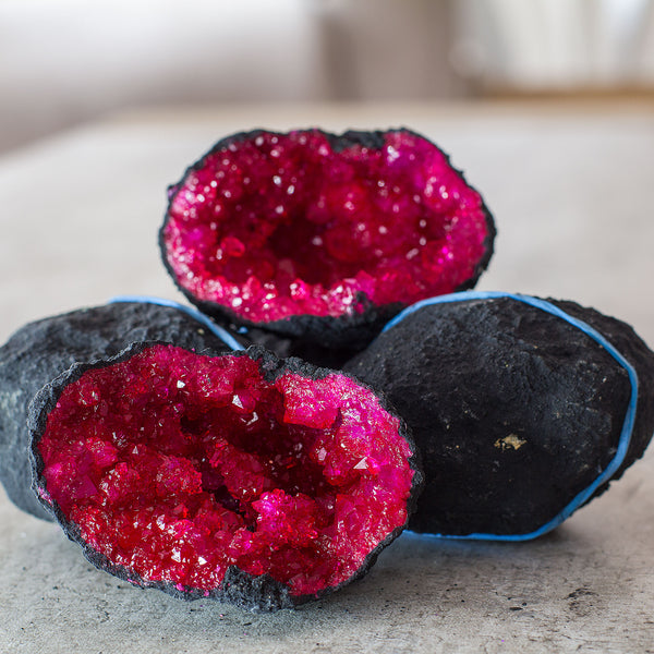 Agate Surprise Geode - Color Treated - Red - Mi Chakra