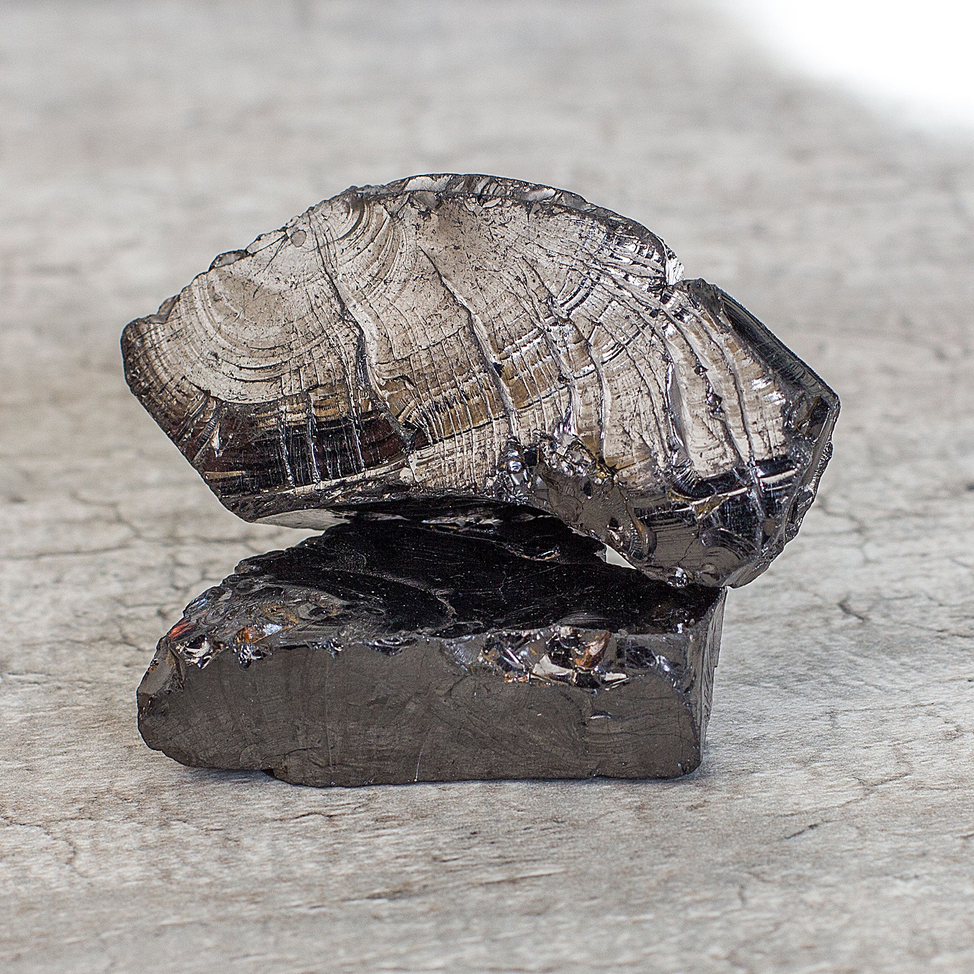 Shungite Rough - Mi Chakra